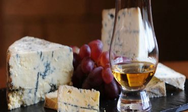 Whisky And Cheese Pairing - The Ultimate Guide - WhiskyFlavour